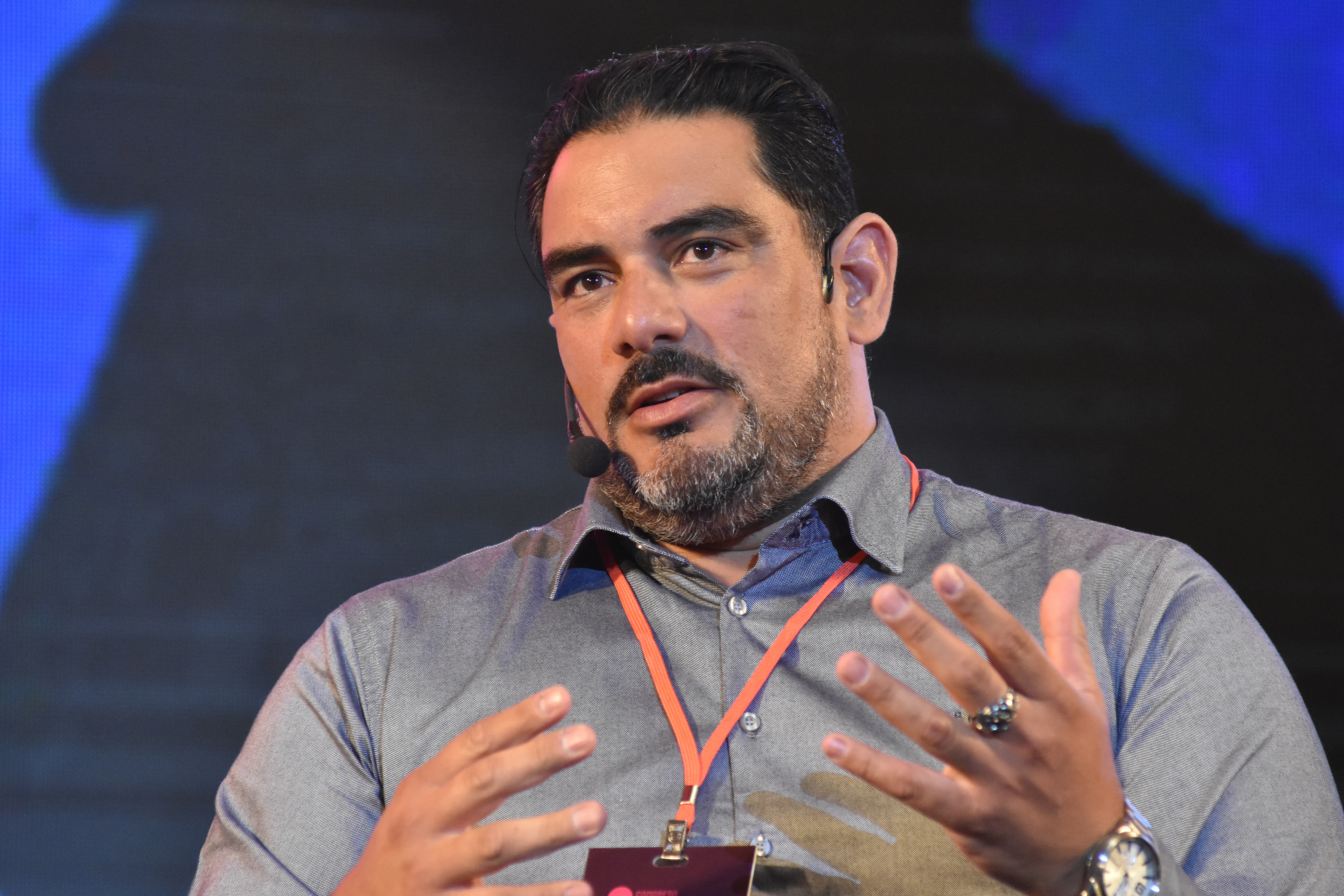 Tomás Pérez-Acle: Inteligencia artificial al servicio de la humanidad – Centro de Neurociencia ...